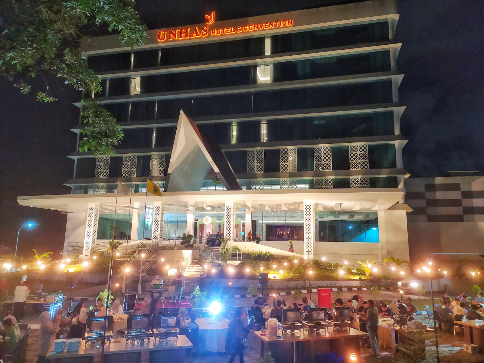 Sambut Ramadan Unhas & Convention Hotel Hadirkan Beragam Promo Menarik ...